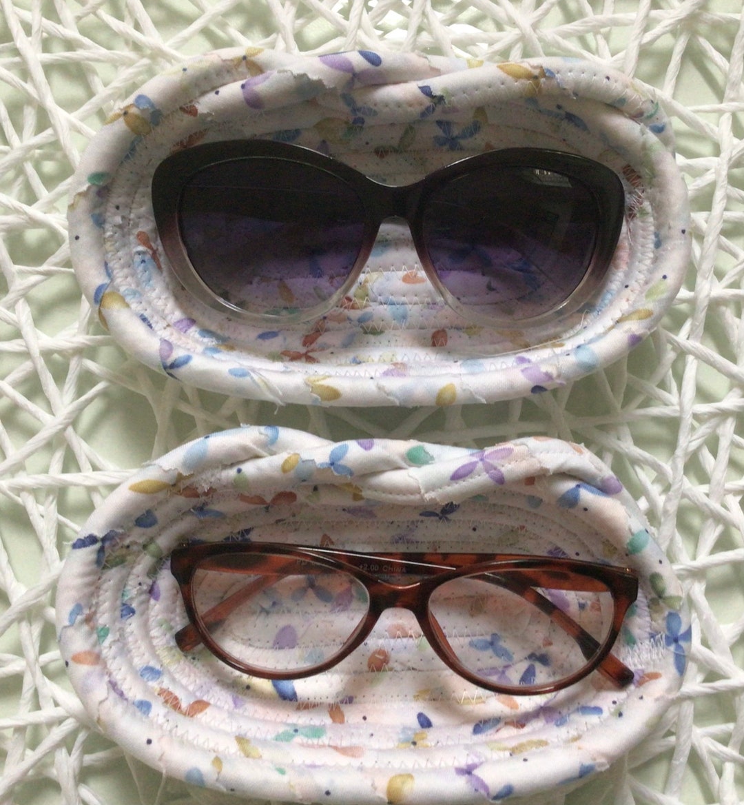 Peeper Keeper Eye Glass Holder - Etsy