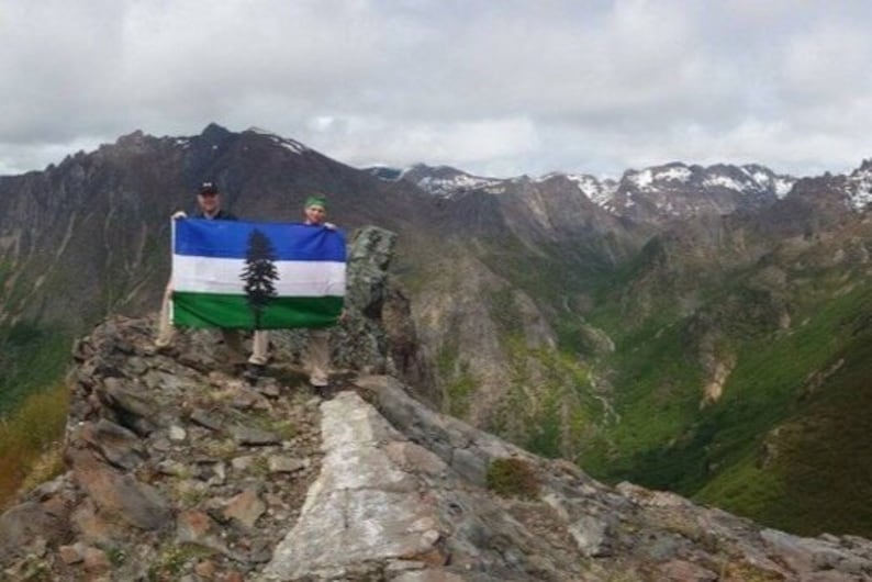 Cascadia Doug Flag 3x5' Poly 200D - Etsy