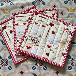 Hot Pads, Kitchen Gift, Quilted Pot Holders, Farmhouse Kitchen - Etsy
