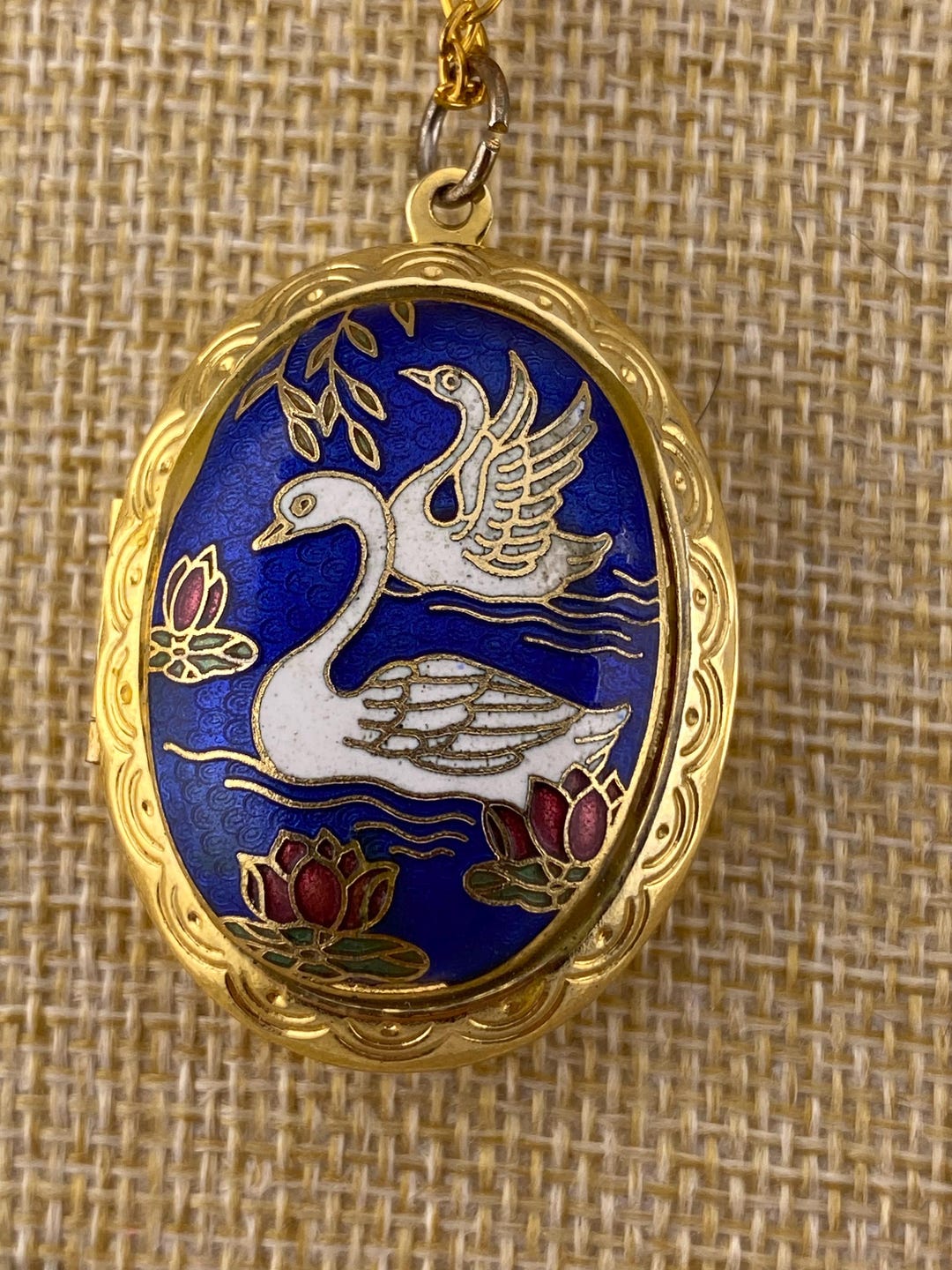 Vintage Cloisonné Blue Enamel White Swans Locket Necklace. 24 - Etsy