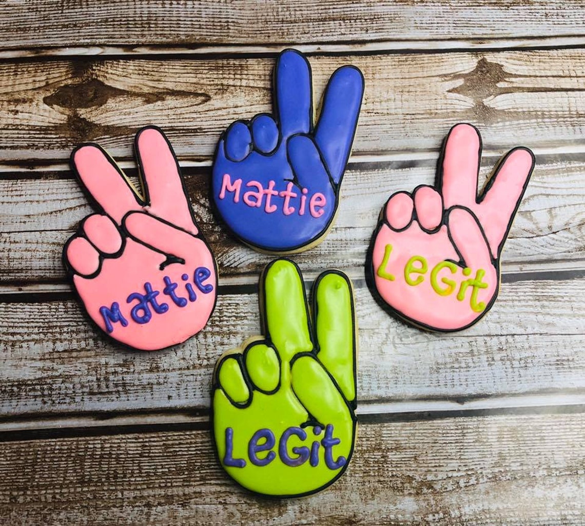 Peace Sign Cutter Deuces Cutter Hand Cookie Cutter Sturdy Cookie Cutter ...