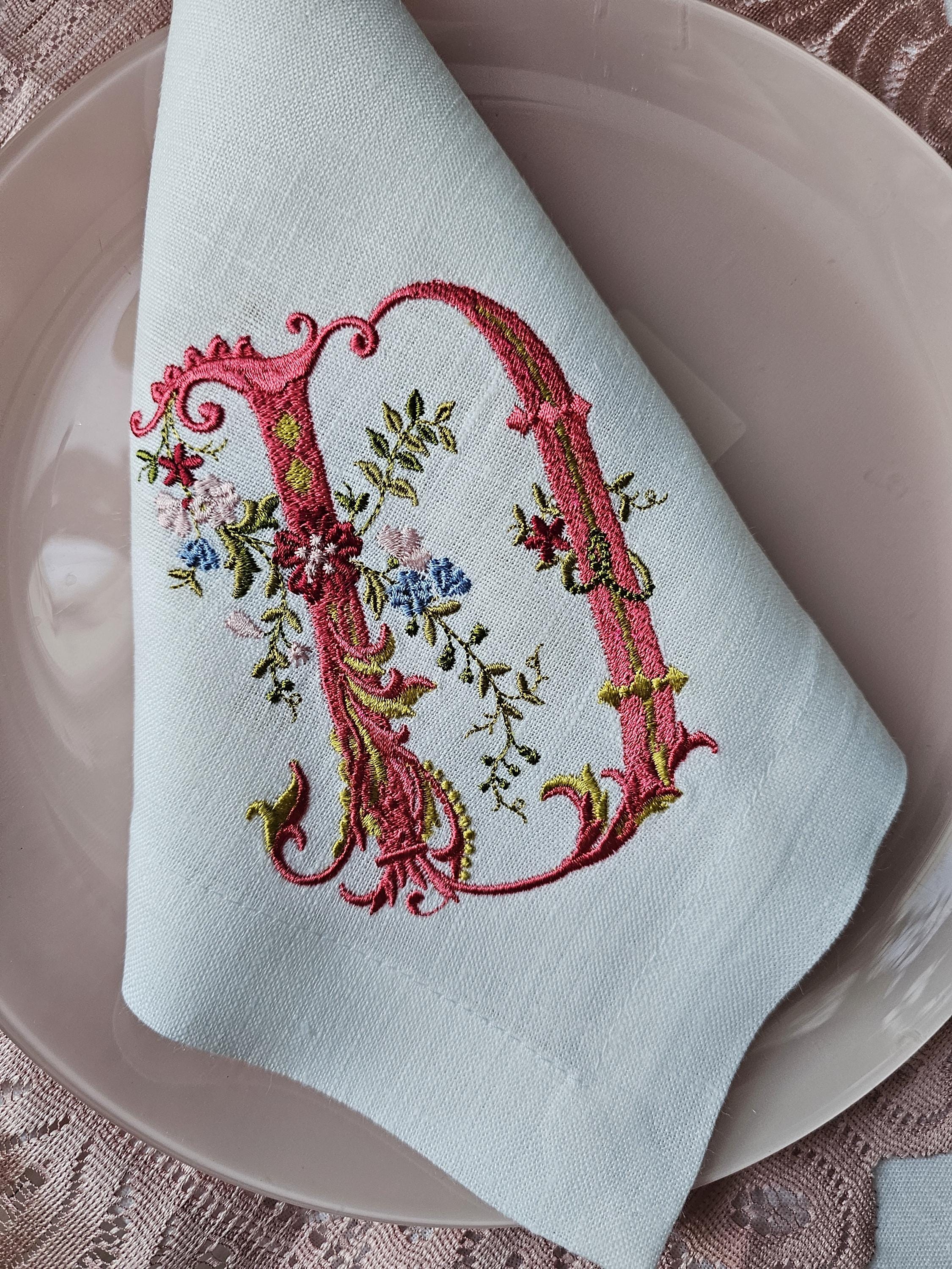 Embroidered Linen Napkin: Personalized Monogram, Wedding Decor - Etsy