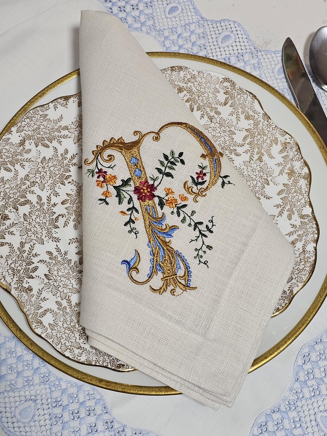 Embroidered Linen Napkin: Personalized Monogram, Wedding Decor - Etsy