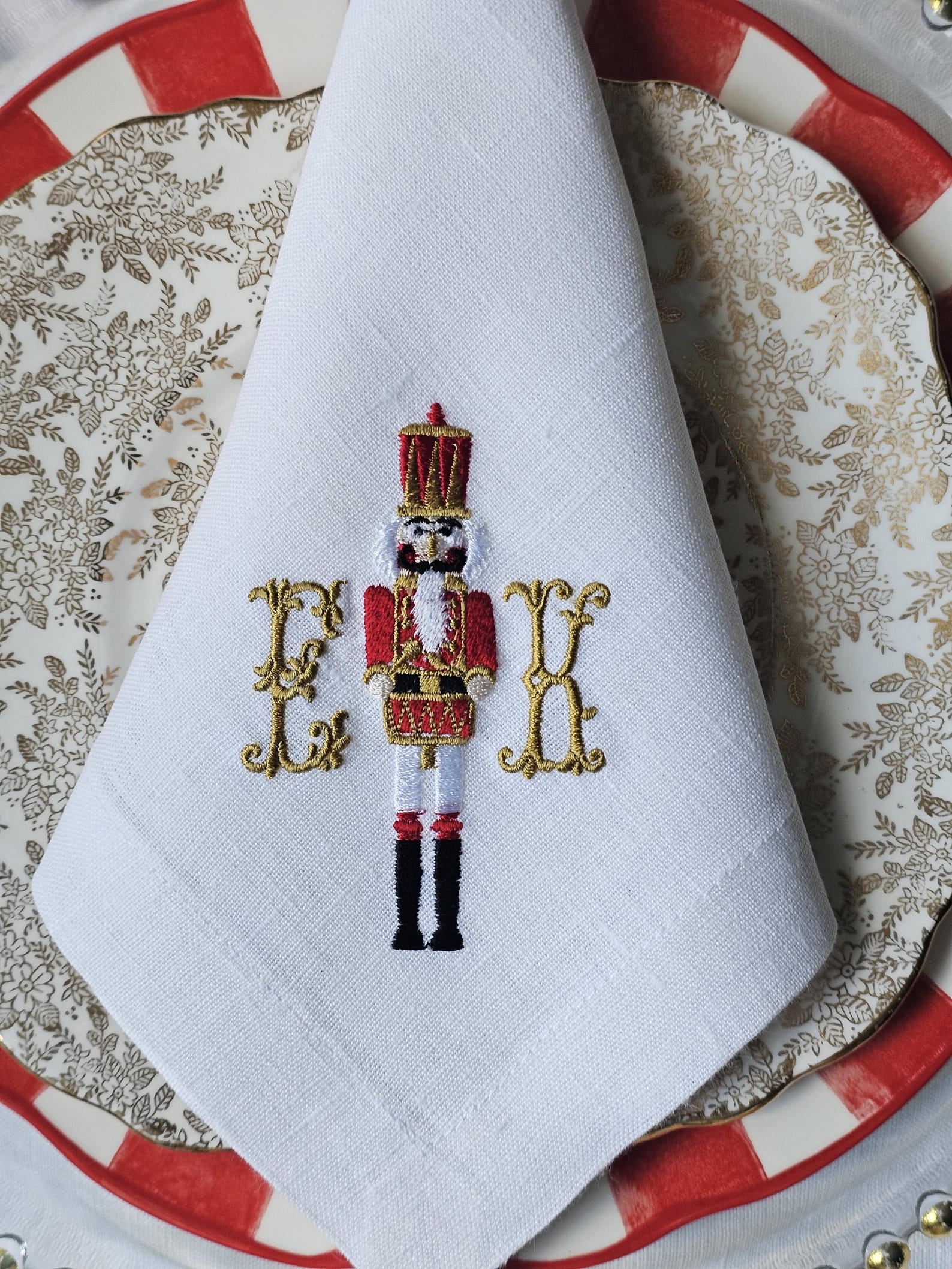 Embroidered Nutcracker Linen Napkin: Monogrammed Christmas Table ...