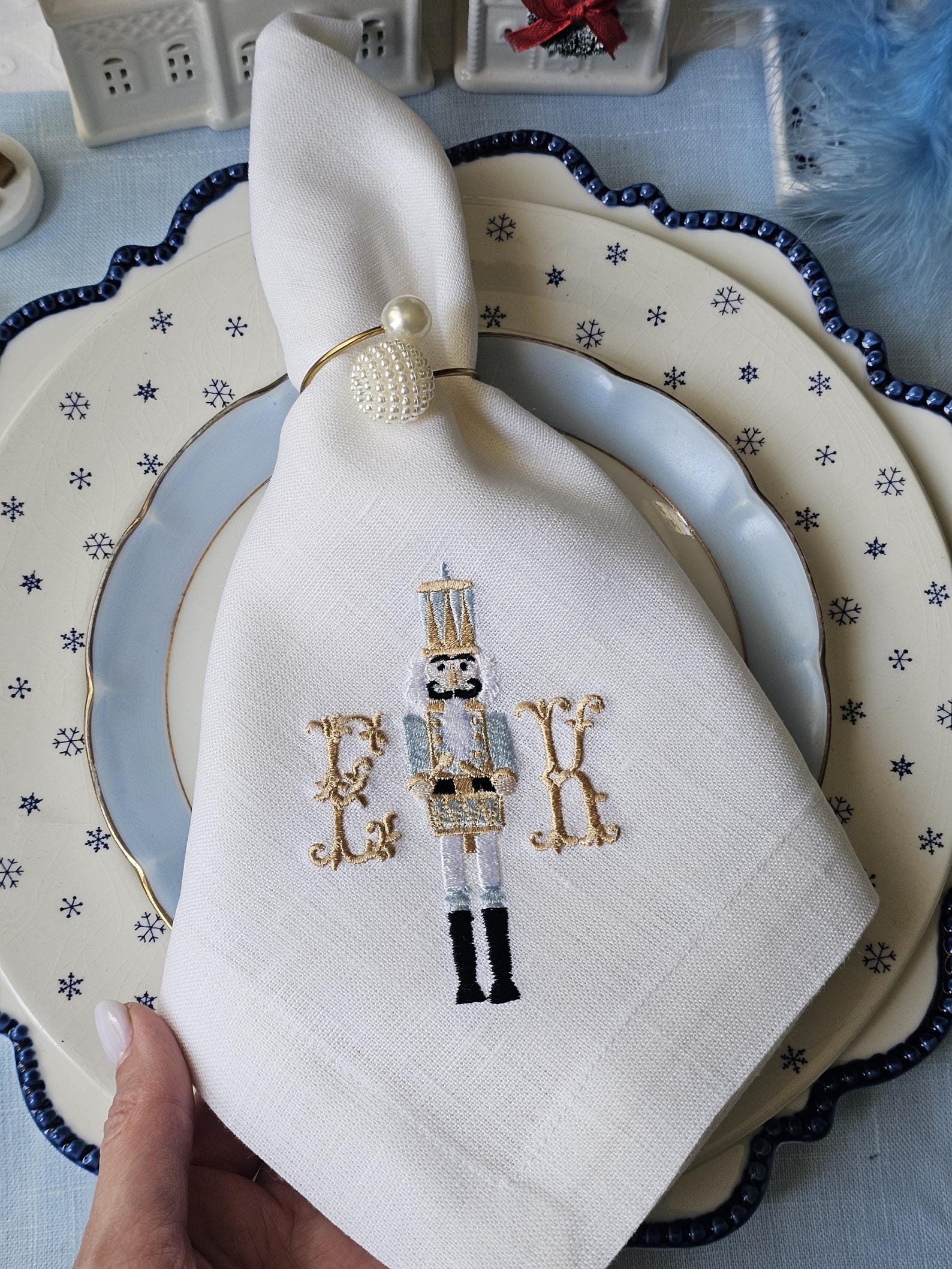 Embroidered Nutcracker Linen Napkin: Monogrammed Christmas Table ...
