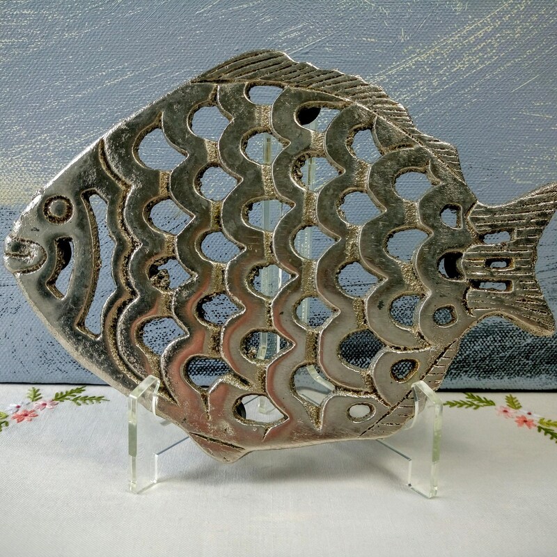Fish Trivet - Etsy