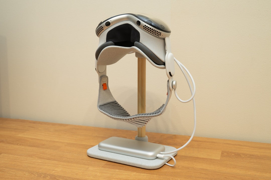 Stand for Apple Vision Pro With Battery Holder and Integrated Cord ...