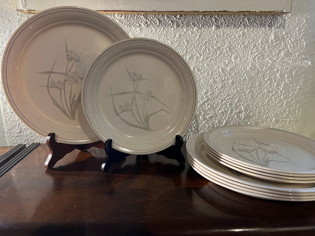 Corelle, Spring Pond, 9 Plates - Etsy