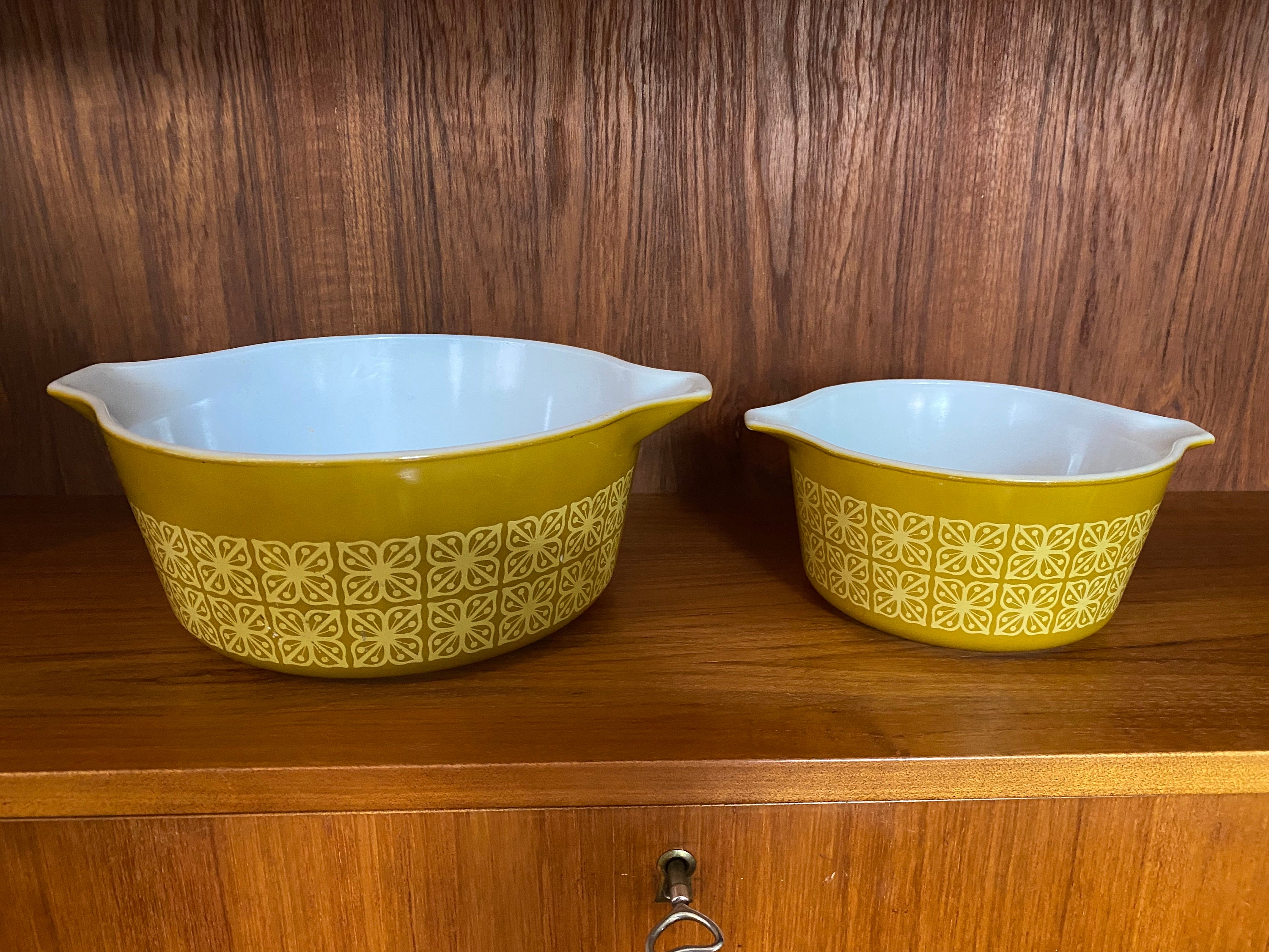 Pyrex Autumn Floral Round Casseroles 475 and 473 - Etsy UK