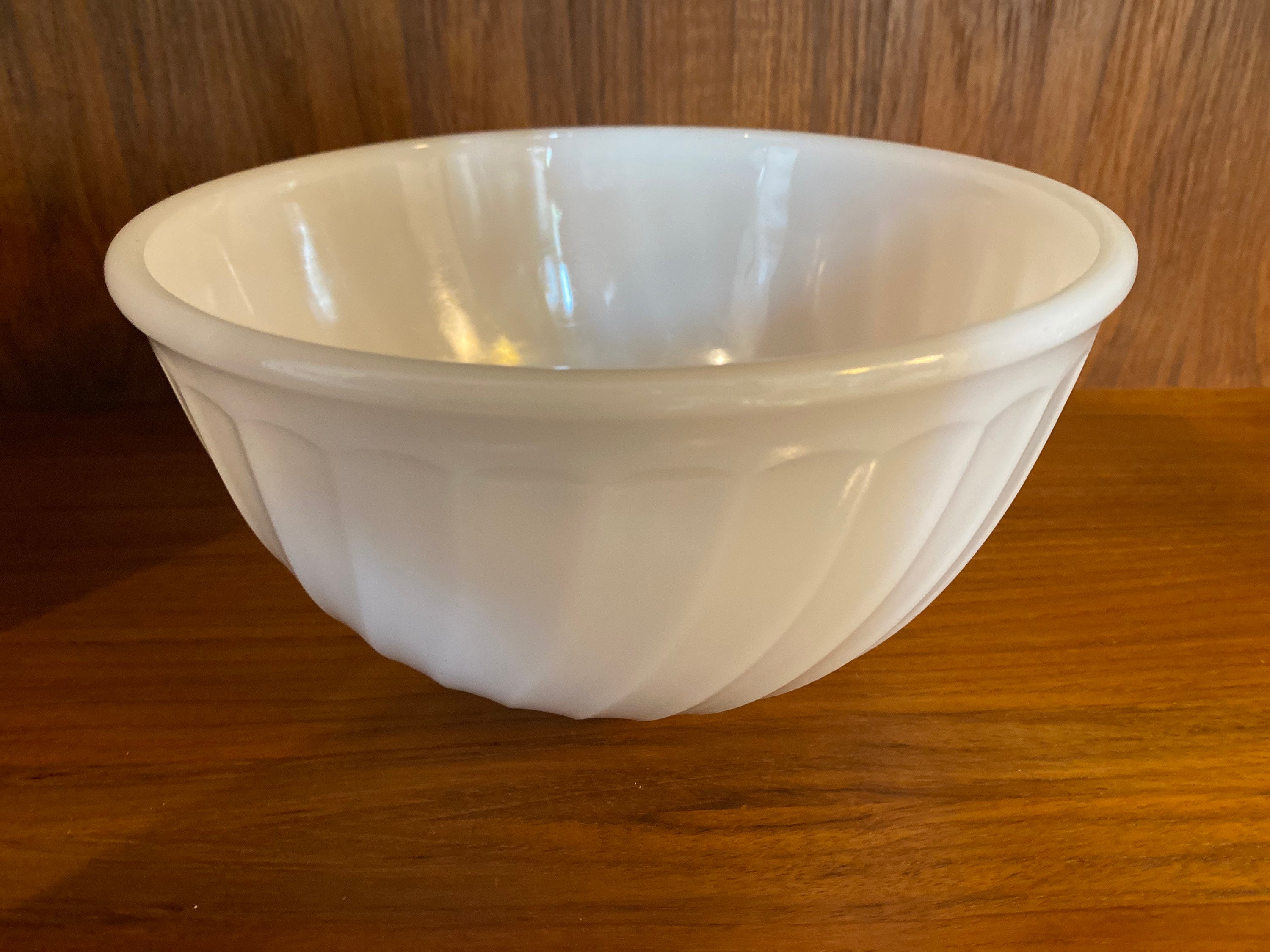 Fire King, Swirl, Milk Glass, Mixing Bowl - Etsy UK