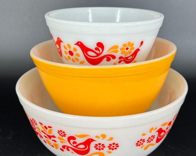 Pyrex Friendship Mixing Bowl, Set of 3 Nesting Bowls - Etsy