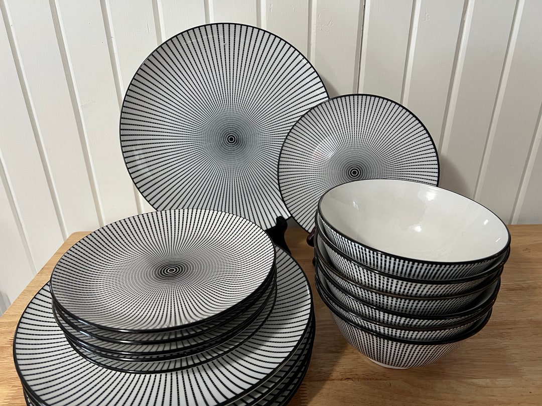 Royal Norfolk, Dashed Pattern, Black and White, 18 Pieces - Etsy