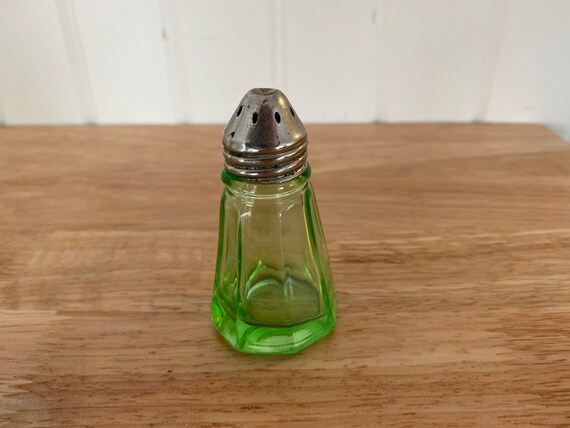 Hazel Atlas Vintage Green Depression Glass Single Salt or - Etsy