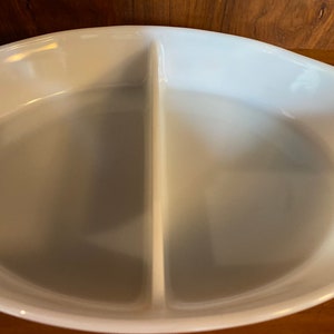 Pyrex, Town and Country, Divided Dish With Lid, 1 1/2 QT - Etsy