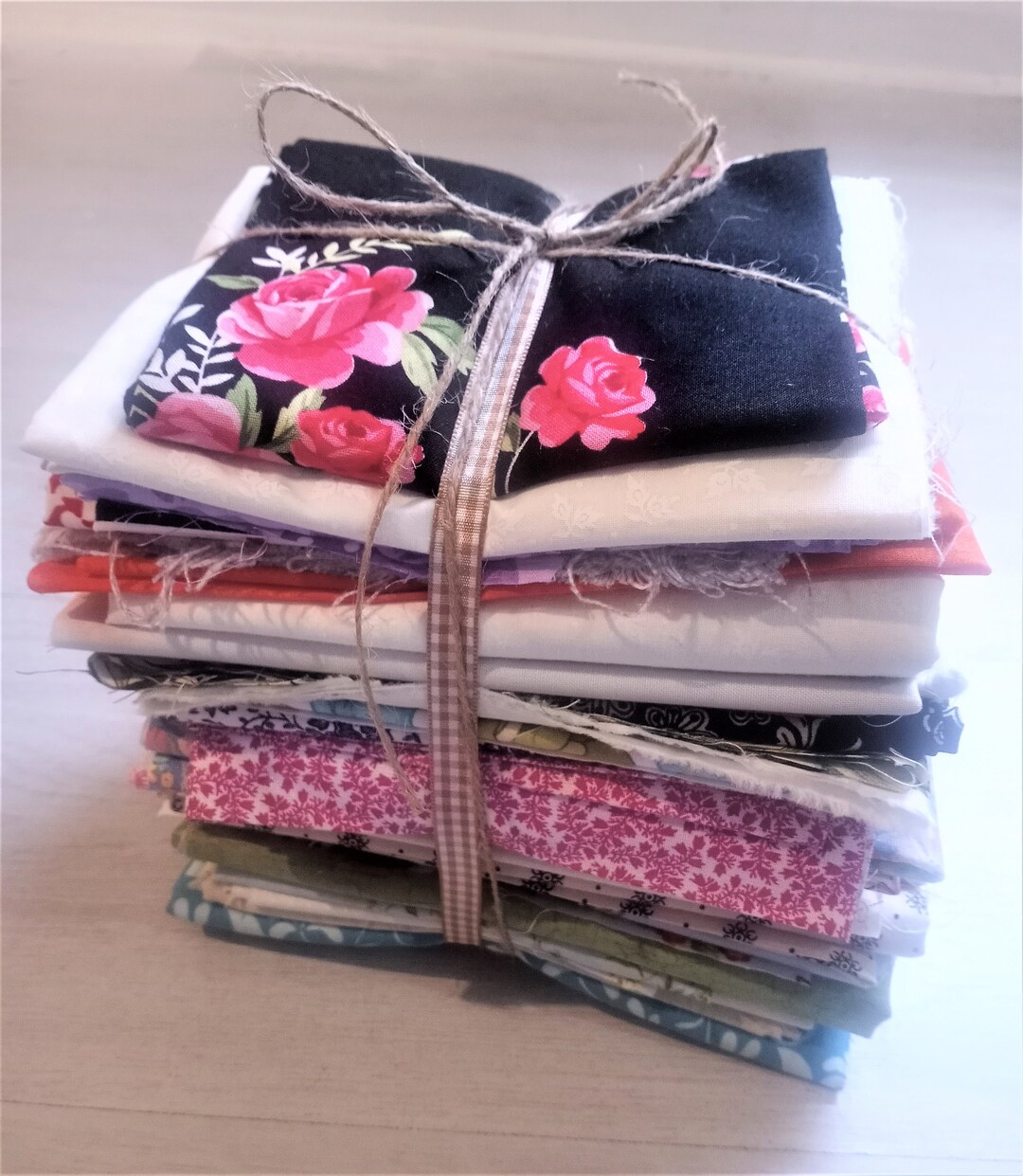 Fabric Bundle of 40 Cotton Fabric Pieces, Cotton Quilting Fabric Bundle ...