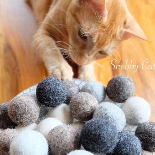 100% Natural Color Wool Cat Ball Cat Toy 6 X 3cm Wool Felt - Etsy