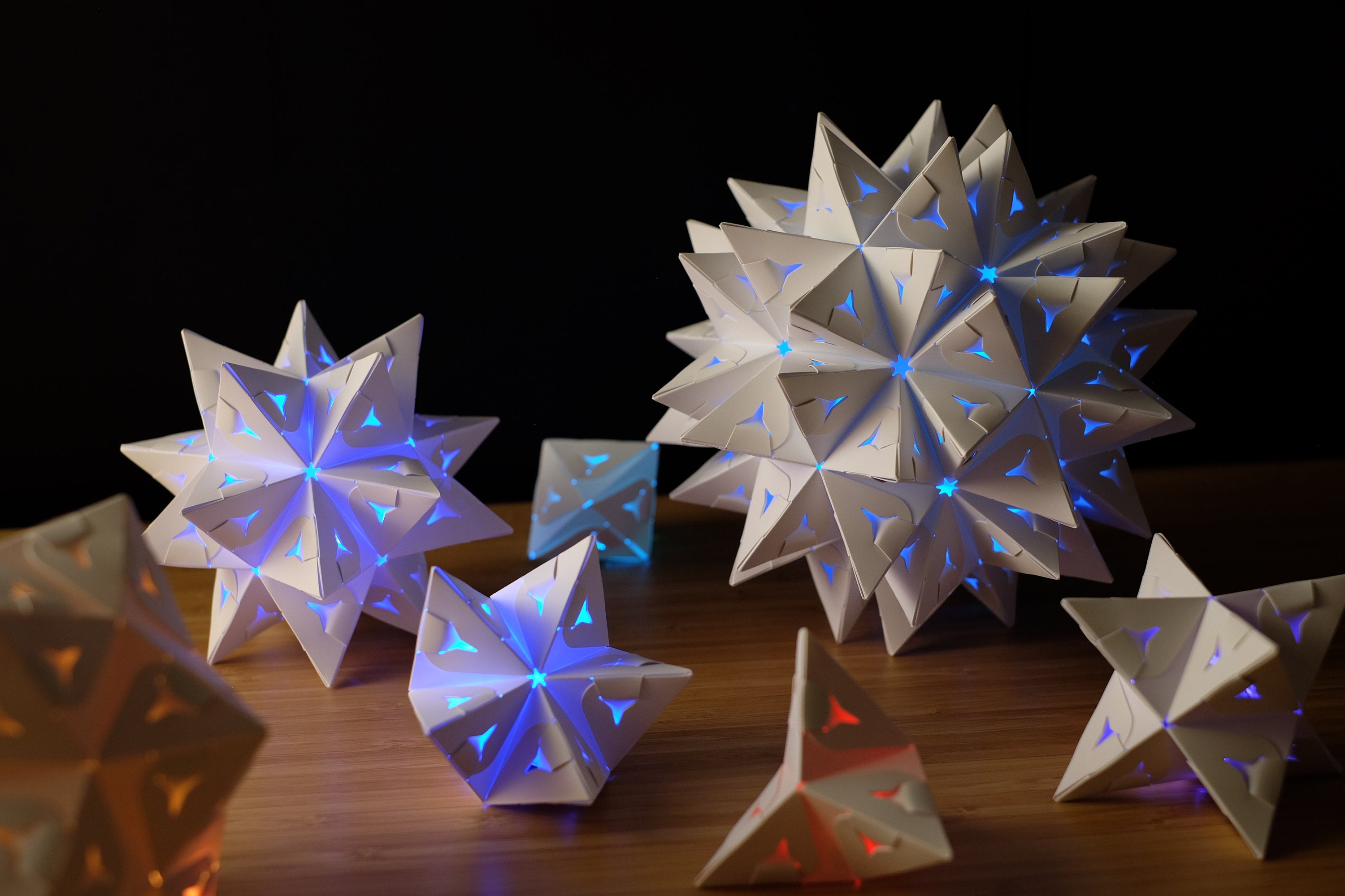 Craft Kit for Kid or Adult - DIY Night Light Kit Based on Origami (poly ...