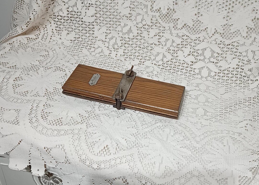 Vintage Mosley Oak Wood Tie Press: Wonder Press - Etsy