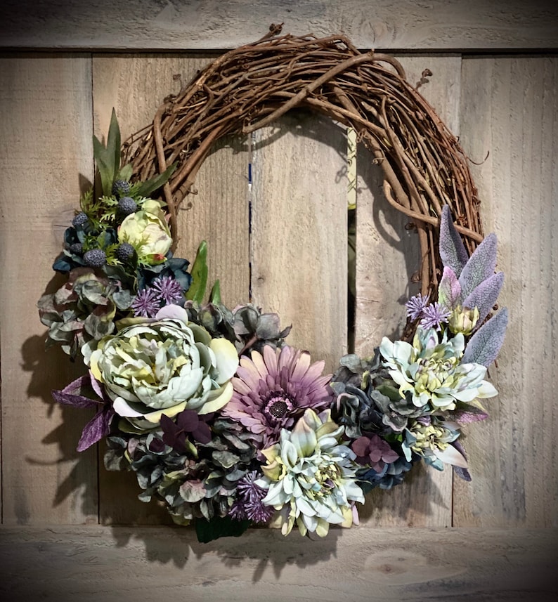 Grapevine Wreath in Navy, Sage & Lavender Colors. This 16x14“ Wreath ...