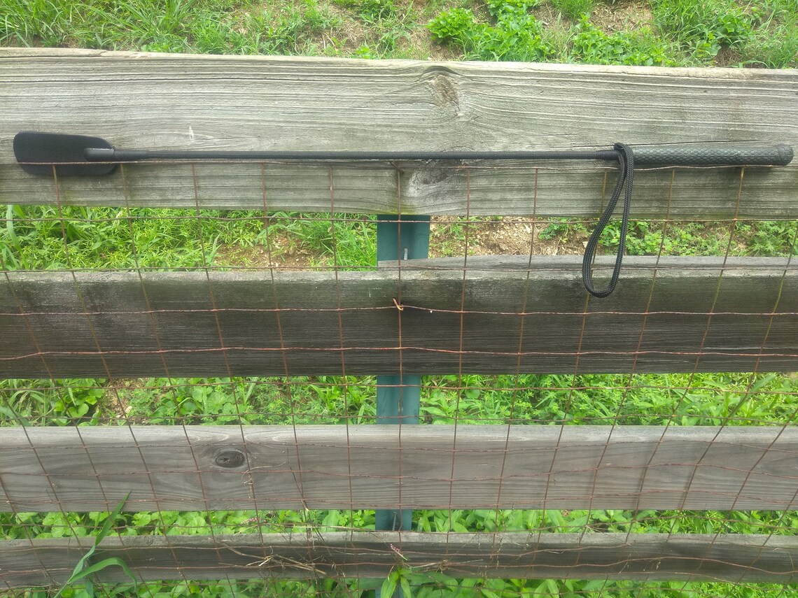 Black Riding Crop Flexable Riding Crop With Comfortable Grip Handle and ...