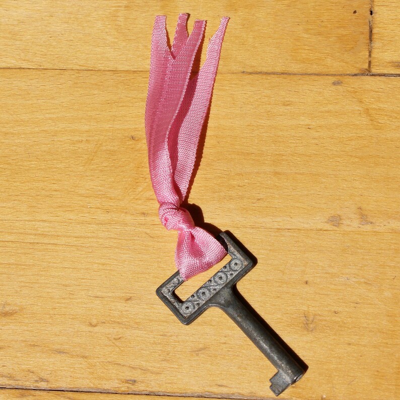 Antique Lost Big Treasure Key Vintage Key - Etsy
