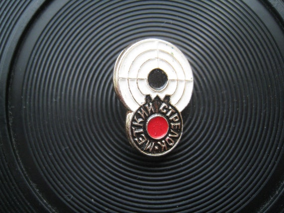 vintage badges rare shooting sport badge cute item fo… - Gem
