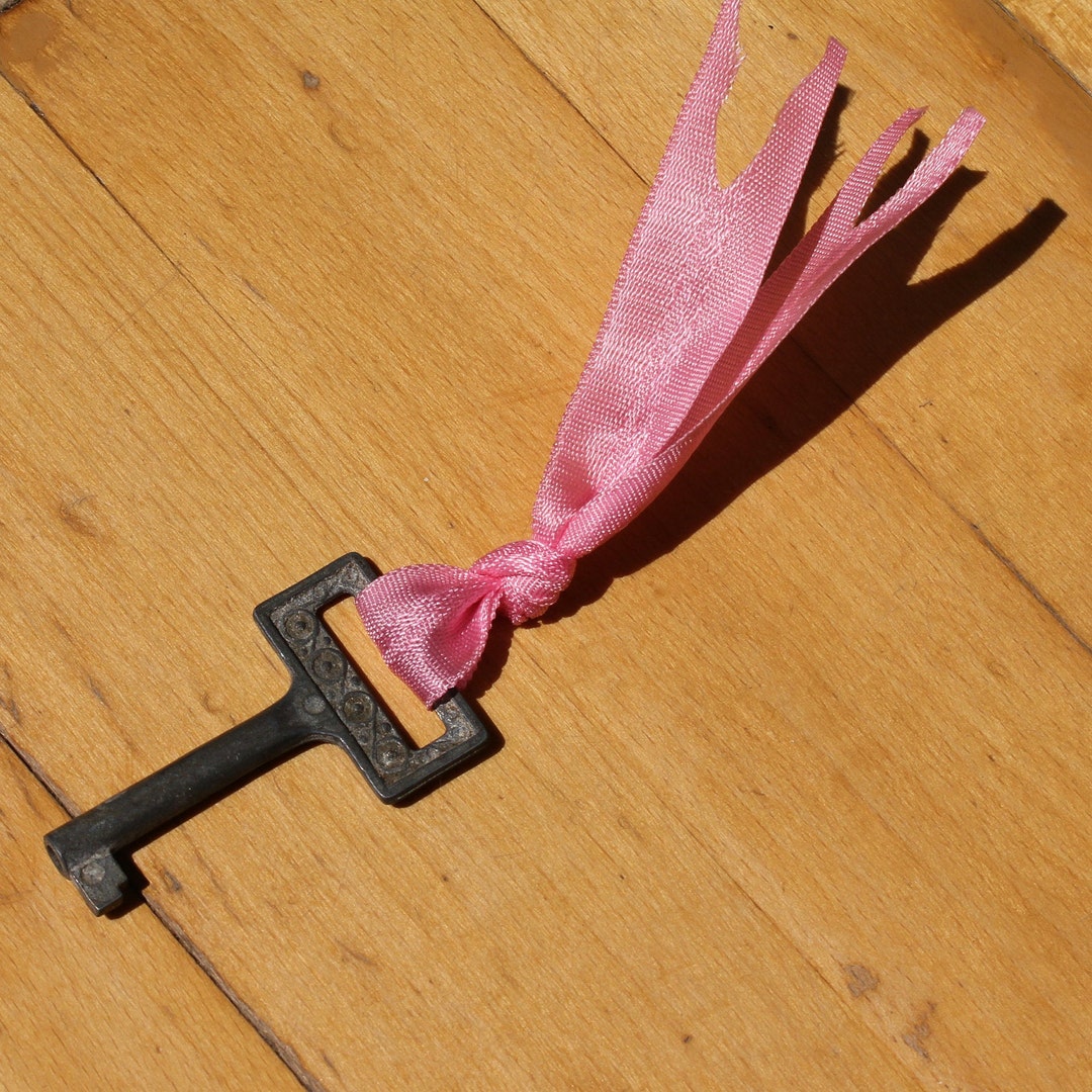 Antique Lost Big Treasure Key Vintage Key - Etsy