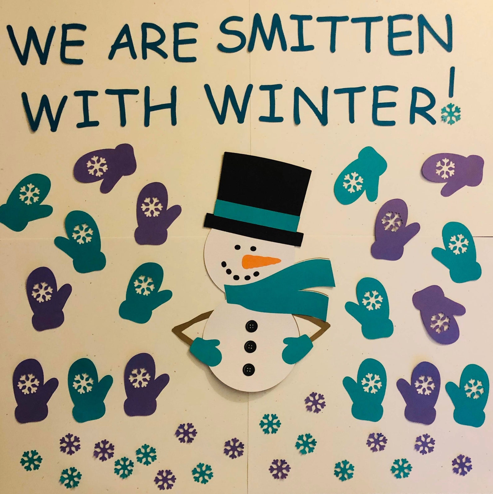 Teachers School Bulletin Board Cutouts | Winter Bulletin Board Kit| We ...
