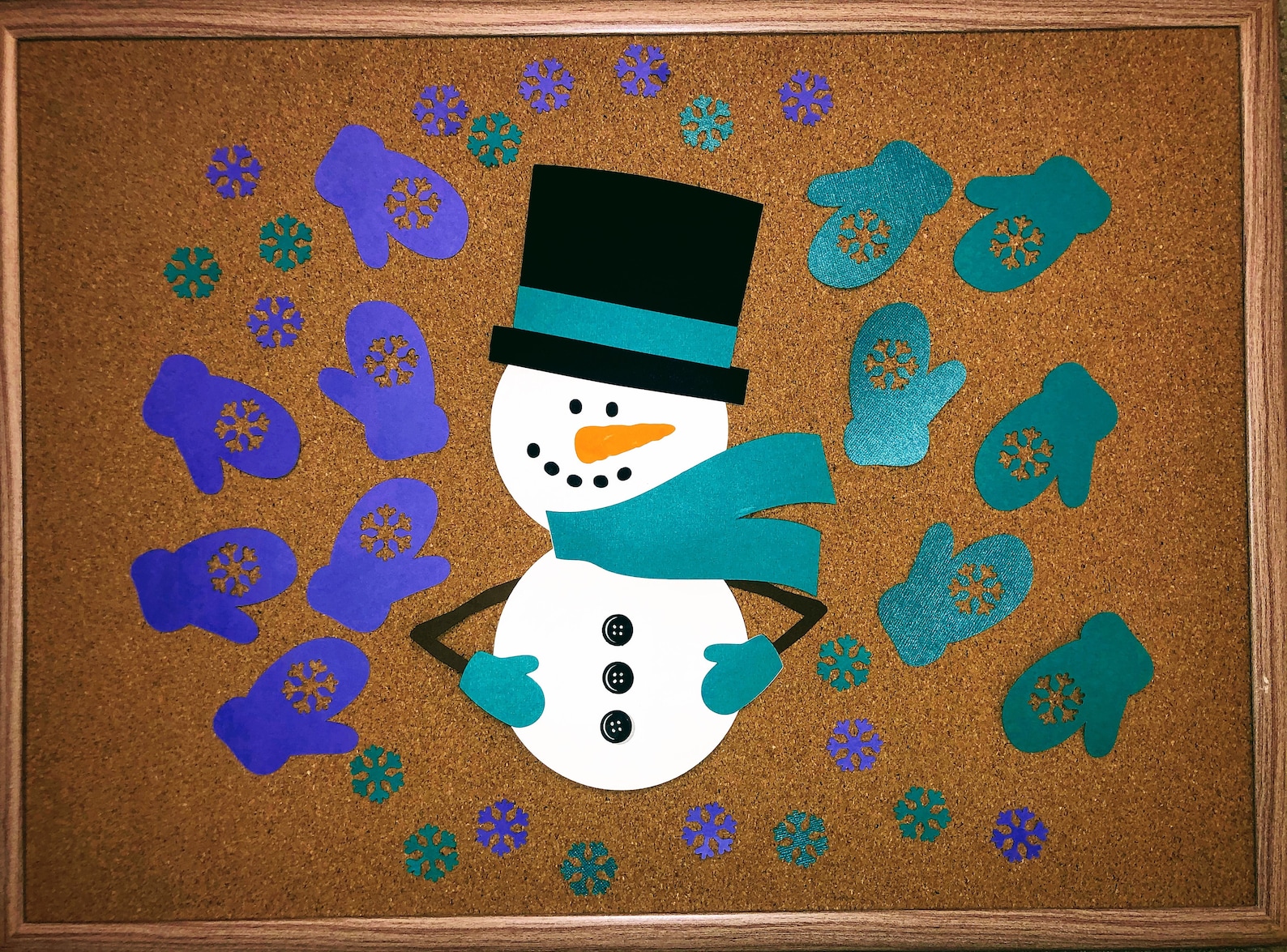 Teachers School Bulletin Board Cutouts | Winter Bulletin Board Kit| We ...