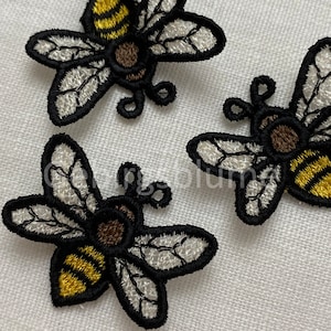 Mini Bee Embroidery Design FSL Bee Machine Embroidery Free Standing ...