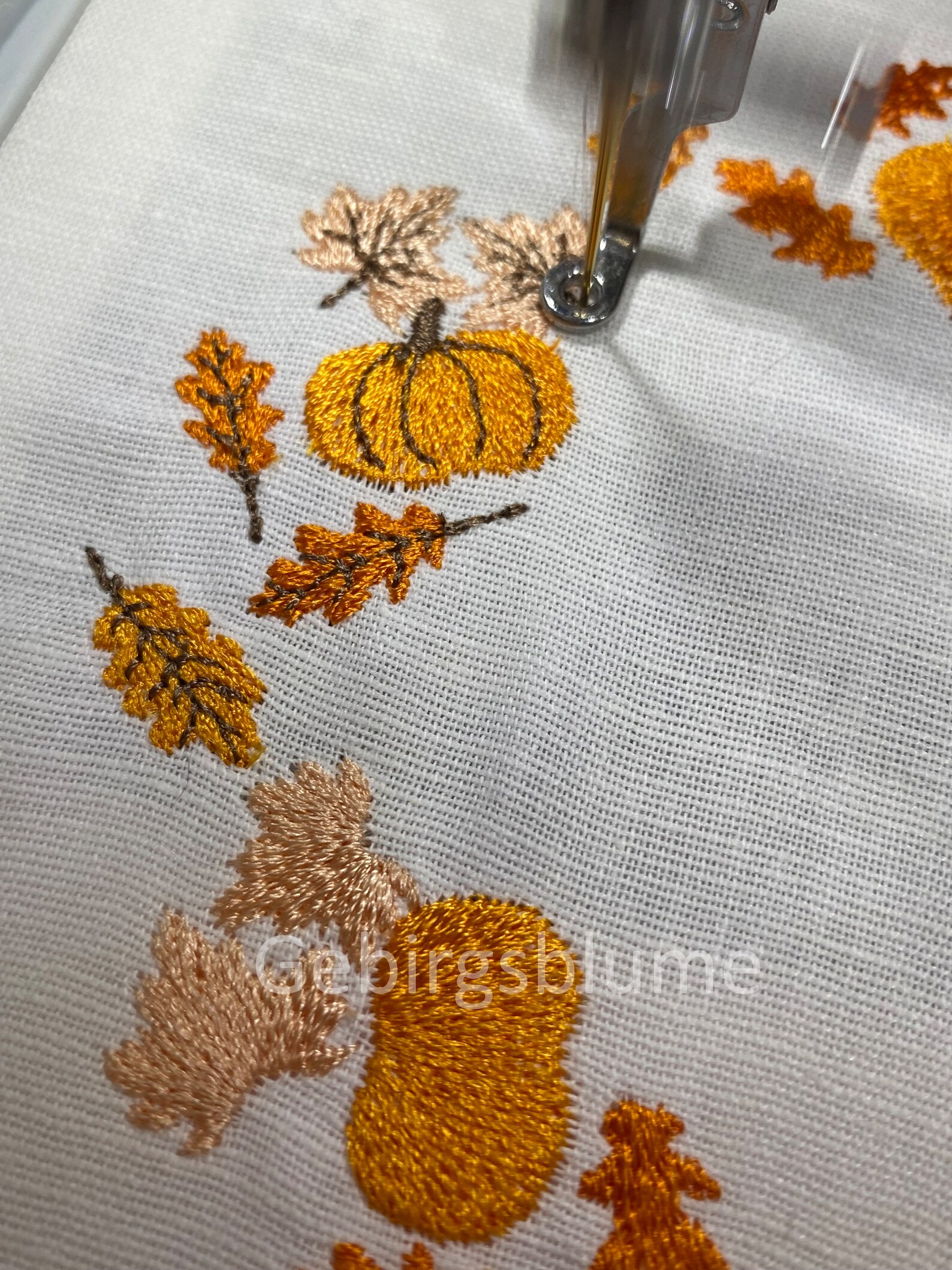 Fall Wreath Embroidery Design Autumn Machine Embroidery Designs 5 Sizes ...