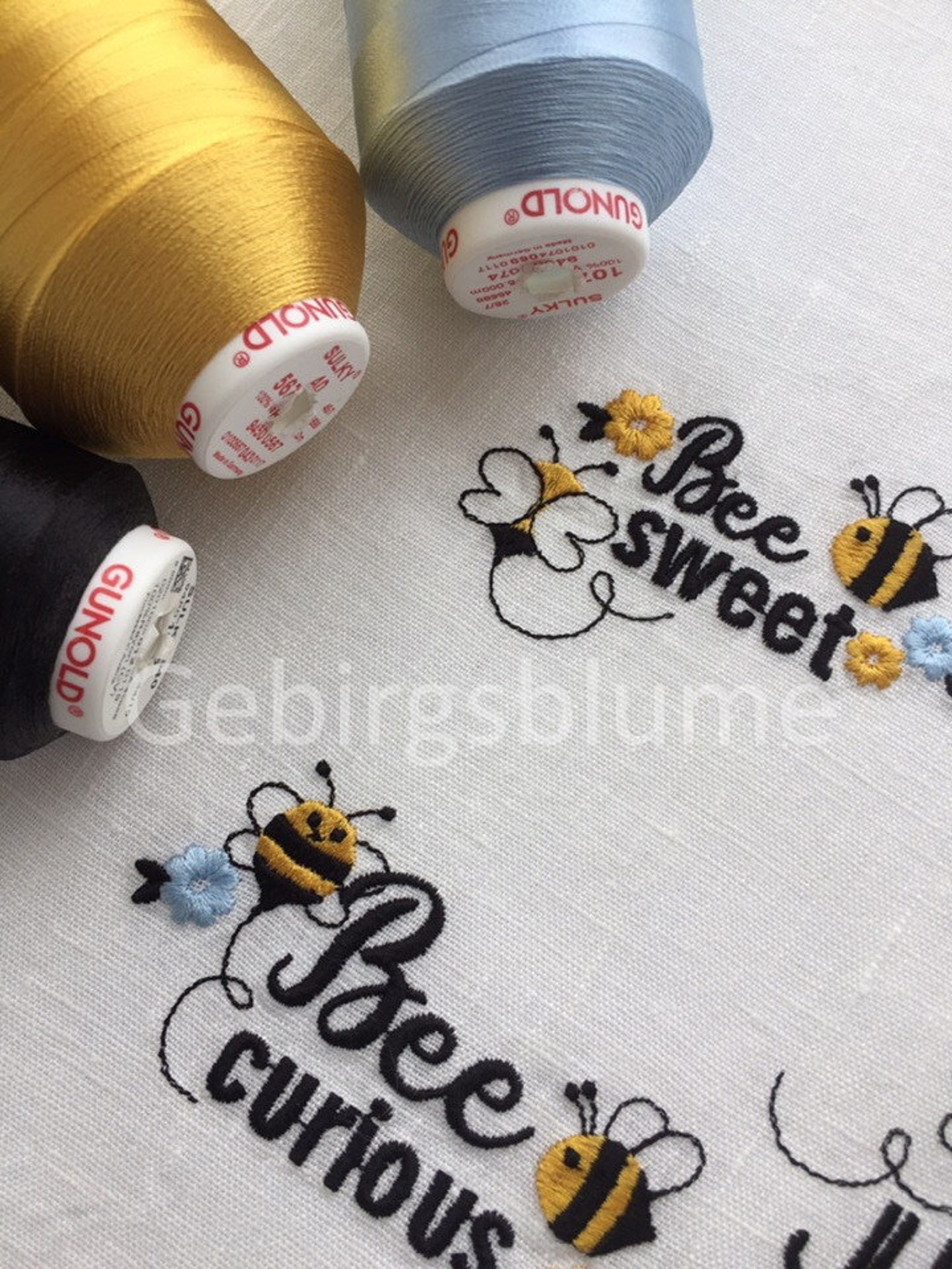 Mini Bee Embroidery Design Machine Embroidery - Etsy