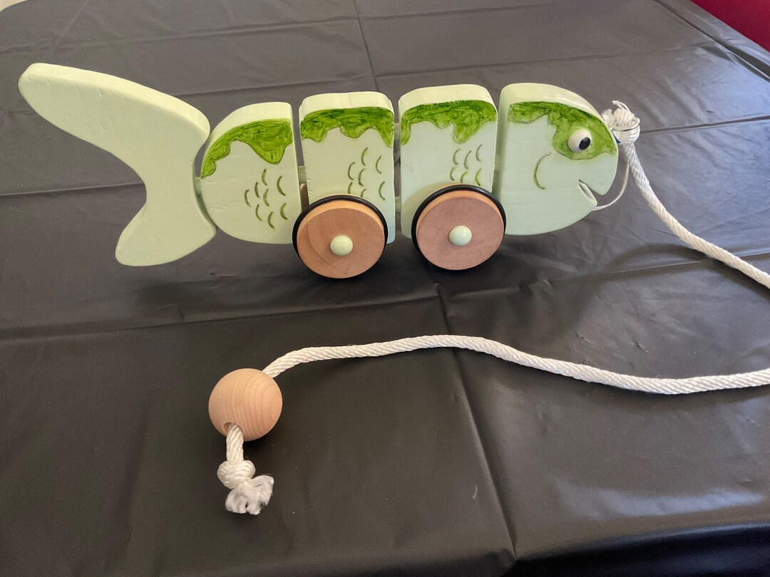 Wood Fish Pull Toy - Etsy