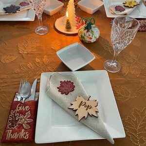 Thanksgiving Place Cards-maple Leaf Place Holders - Etsy