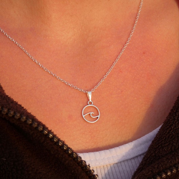 Wave Necklace - Etsy