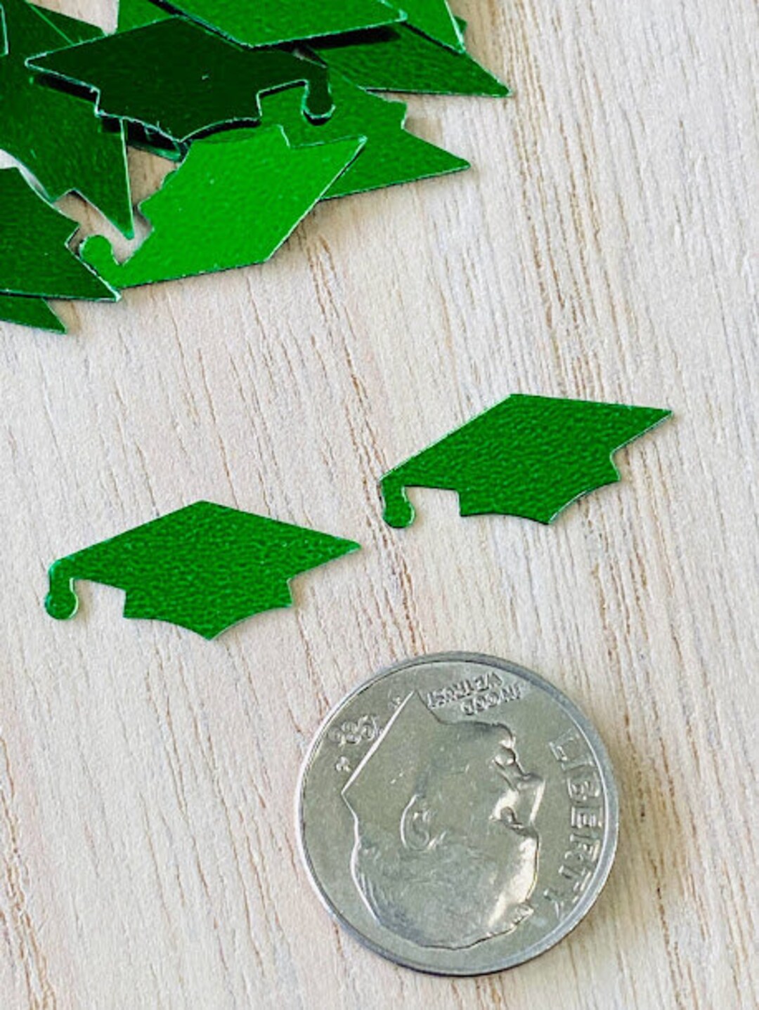 5g Green Graduation Caps Confetti Perfect for Graduation Party - Etsy