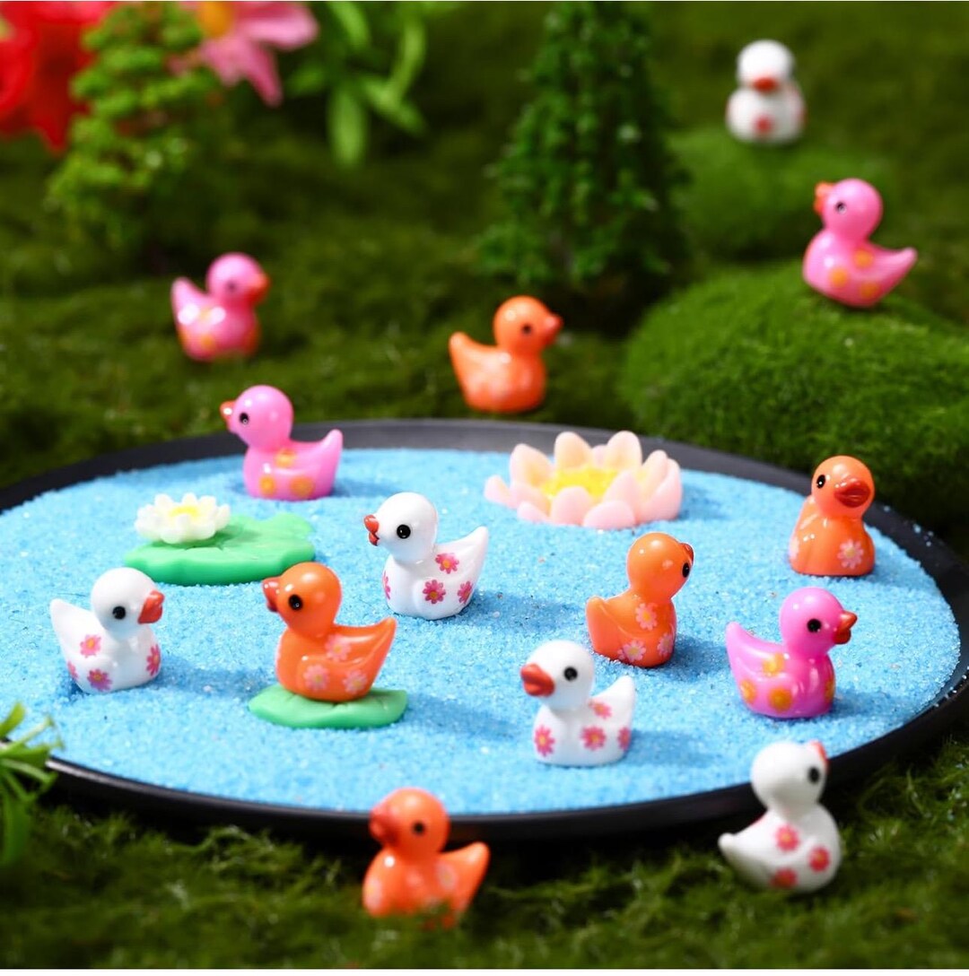 Daisy Flower Miniature Ducks Resin, Spring Ducks, Cruise Ducks, Fairy ...