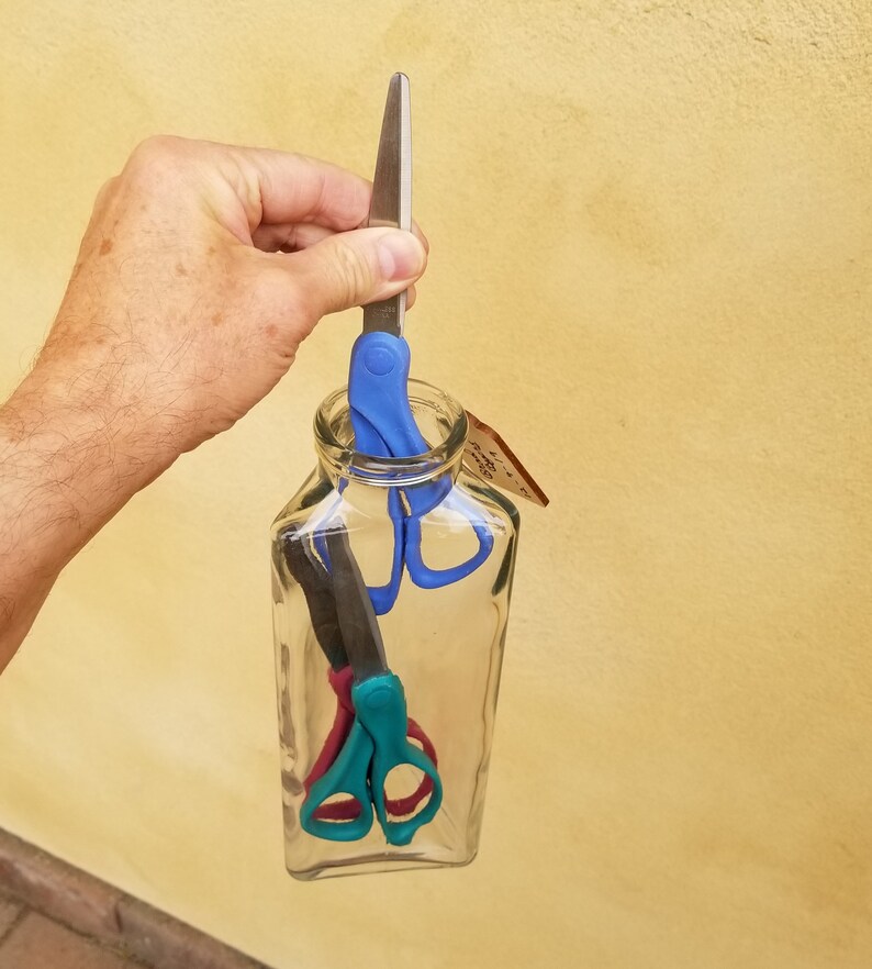 IMPOSSIBLE BOTTLE Scissors 3-pair in VINTAGE Bottle - Etsy