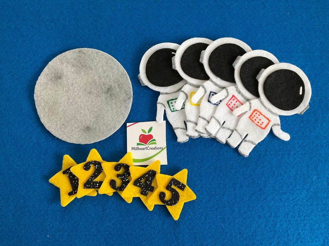 5 Little Astronauts Space Felt Story With Numbers and Moon - Etsy