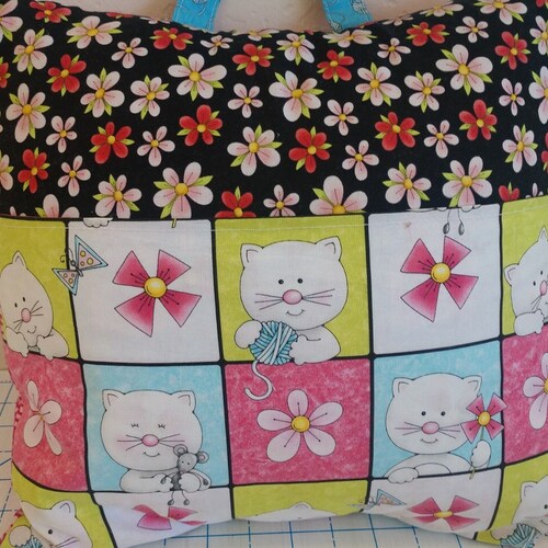 Reading Cushion Pattern - Etsy