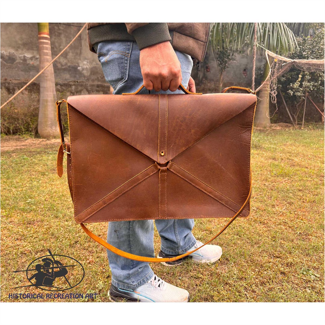 Roman Leather Loculus Bag Authentic: Timeless Craftsmanship for History ...
