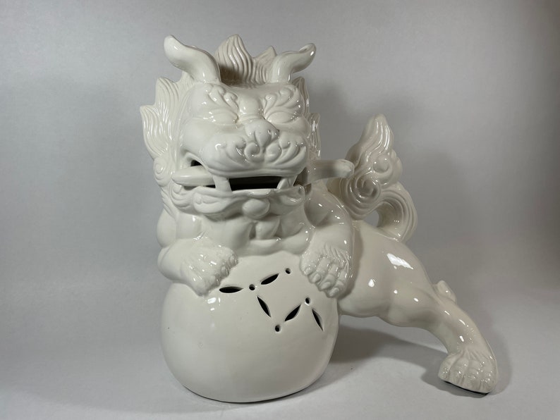 Foo Dog, Large Foo Dog, Foo Dog Figurine, Foo Dog Sculpture, Vintage ...