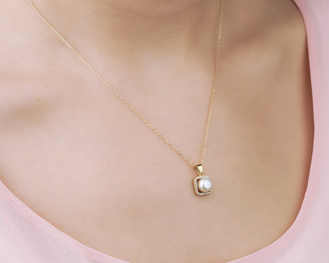 Square Pearl Necklace, 18K White Pearl Pendant , Delicate Square Pearl ...