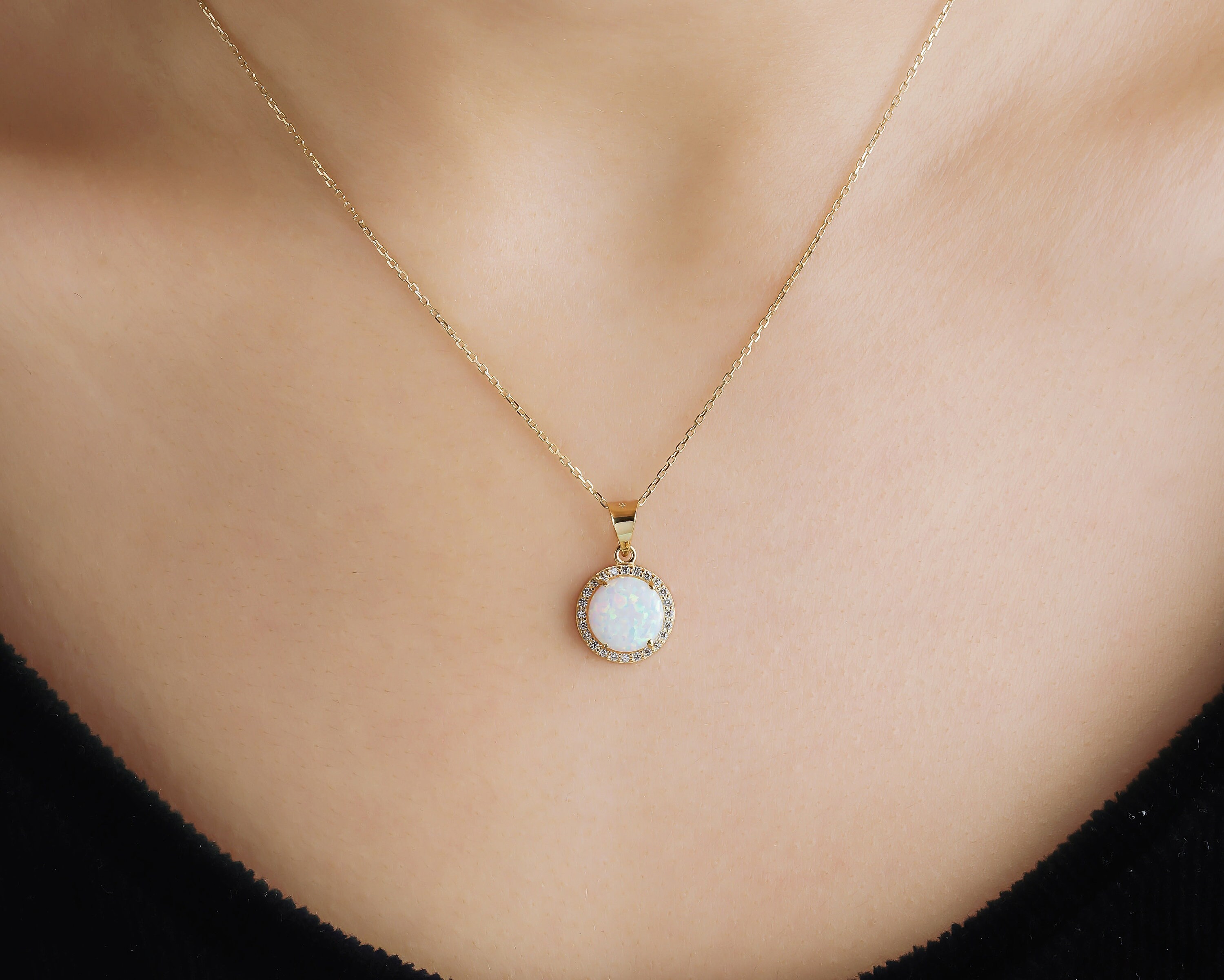 Solid Gold Opal Pendant 18K Gold Round Opal Dainty Opal | Etsy