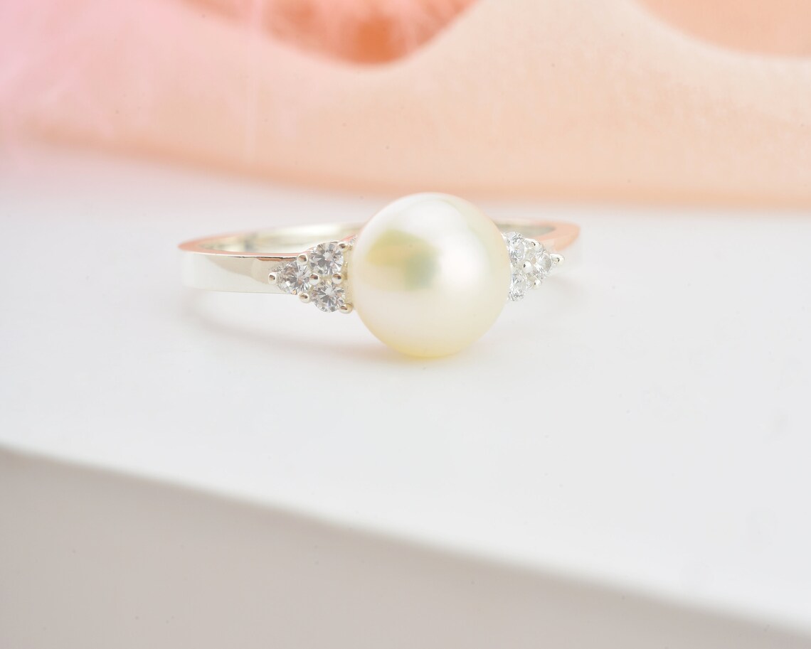 14K Gold White Pearl Ring Pearl Gold Ring Dainty Pearl Ring - Etsy