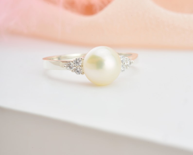 14K Gold White Pearl Ring Pearl Gold Ring Dainty Pearl Ring - Etsy
