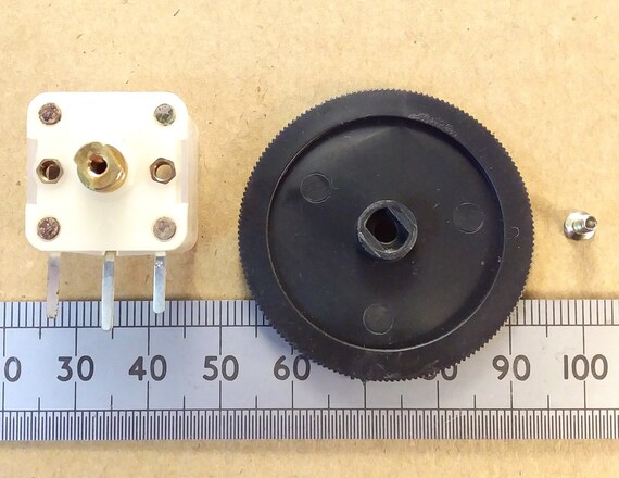 Variable Capacitor