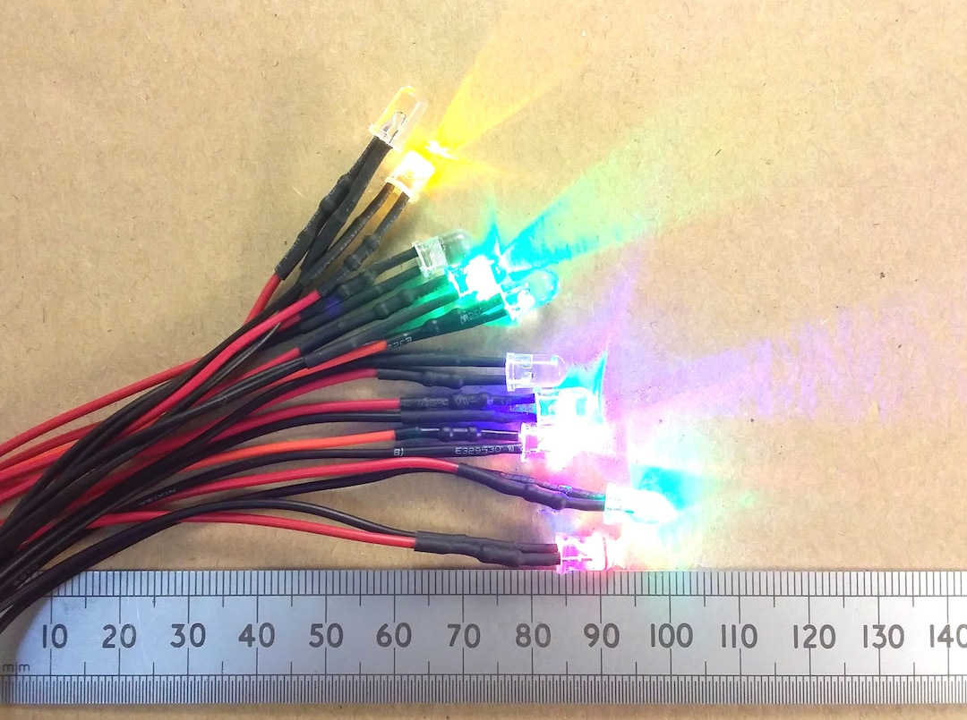 12 Volt Flashing LED Pre-wired 5mm Clear High Brightness Works From 6V ...