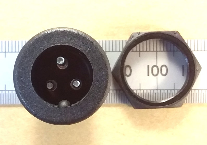 Bulgin 3-pin Panel Plug Power Connector socket for Weller - Etsy