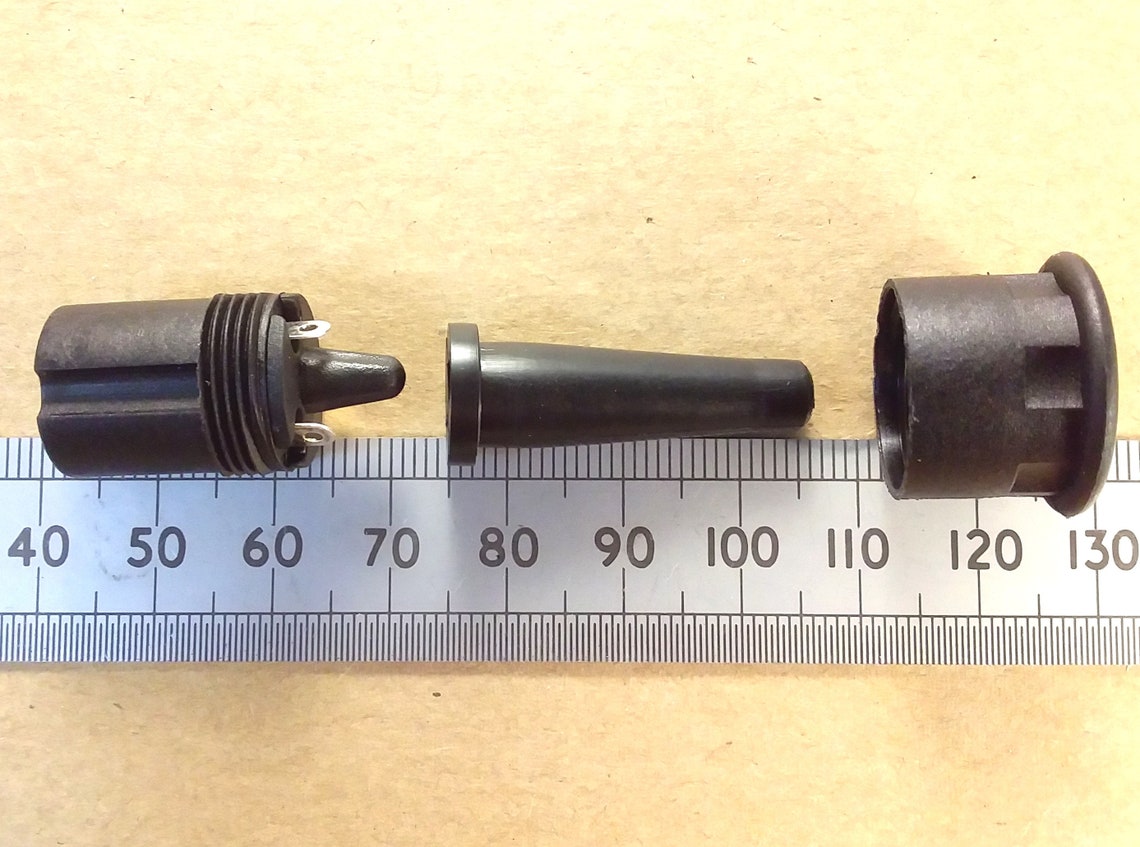 Bulgin 3 Pin Line Socket Power Connector Plug for 24V Weller TCP ...